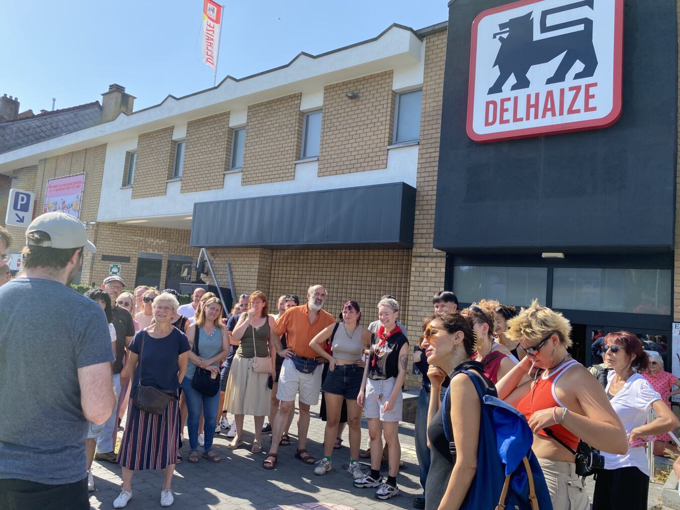 «Ils nous ont vendus avec le magasin» - Alter Echos